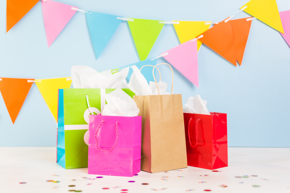 38 Unique Goodie Bag Ideas For Birthday Parties