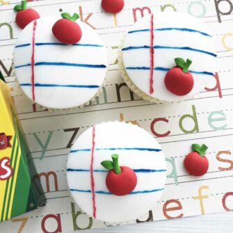 Back to school cupcakes and treats (18 Easy Ideas)